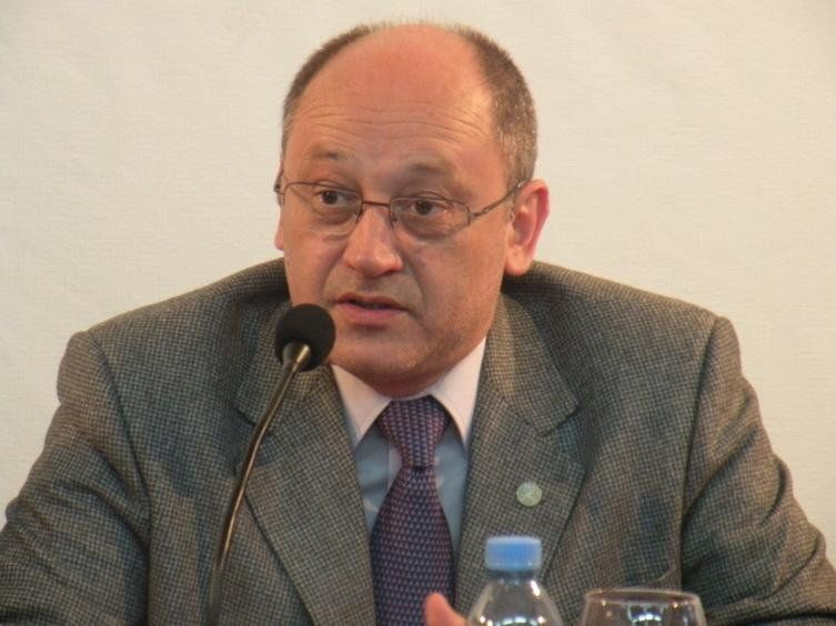 Albor Cantard, el elegido de Mauricio para Santa Fe