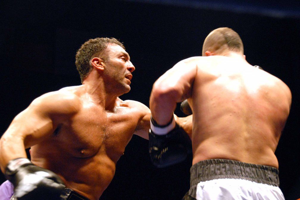 Moreno sigue en caída: Acero Cali perdió en el 2do. round