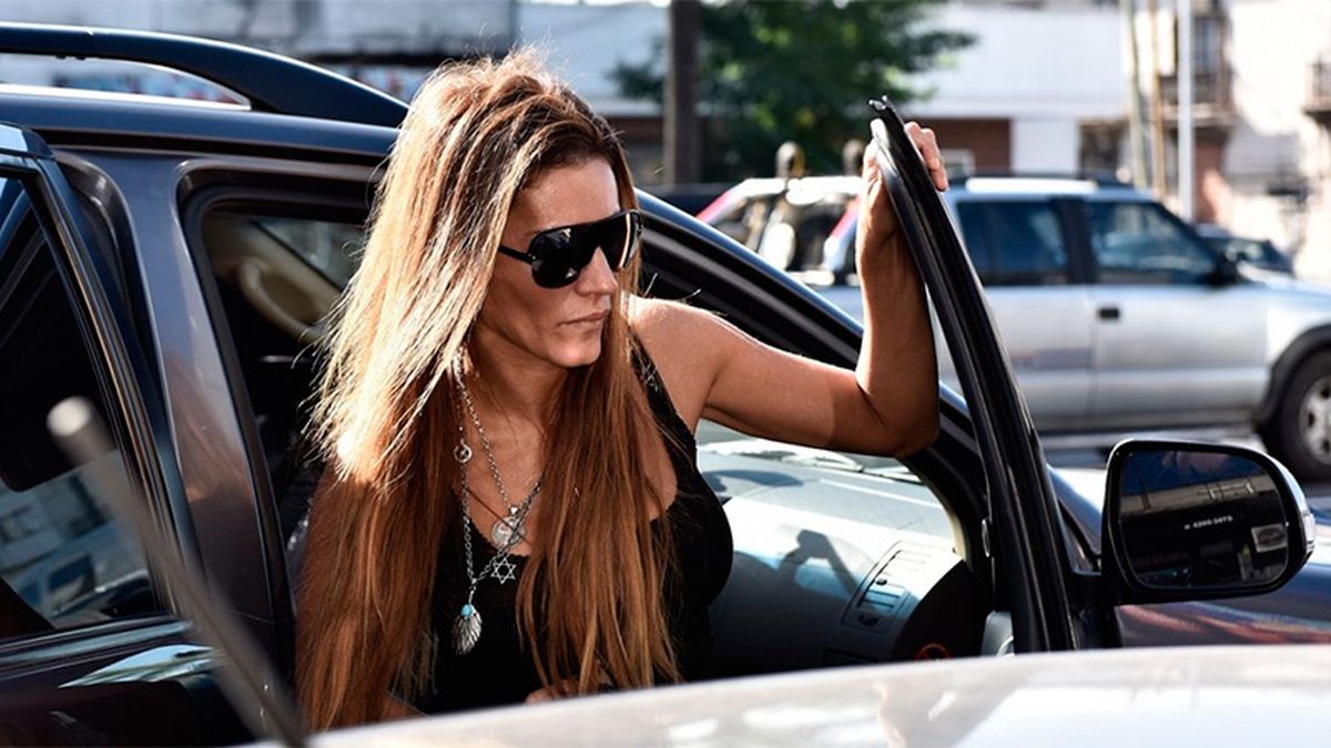 Sigue Natacha contra Baby por Miriam Lanzoni (y cobró Carla Peterson)