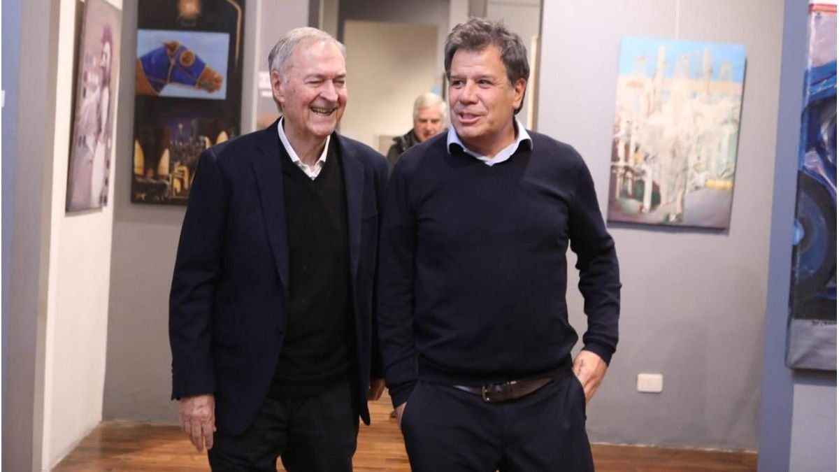 Juan Schiaretti apura sellos con Manes en PBA mientras Córdoba lo espera