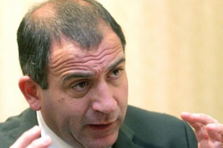 Luis Juez llora por Larreta pero su pasado lo persigue