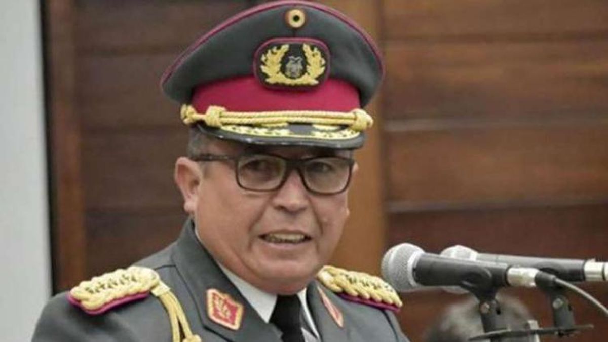 Arde La Paz y al final promete despertarse el general Kaliman
