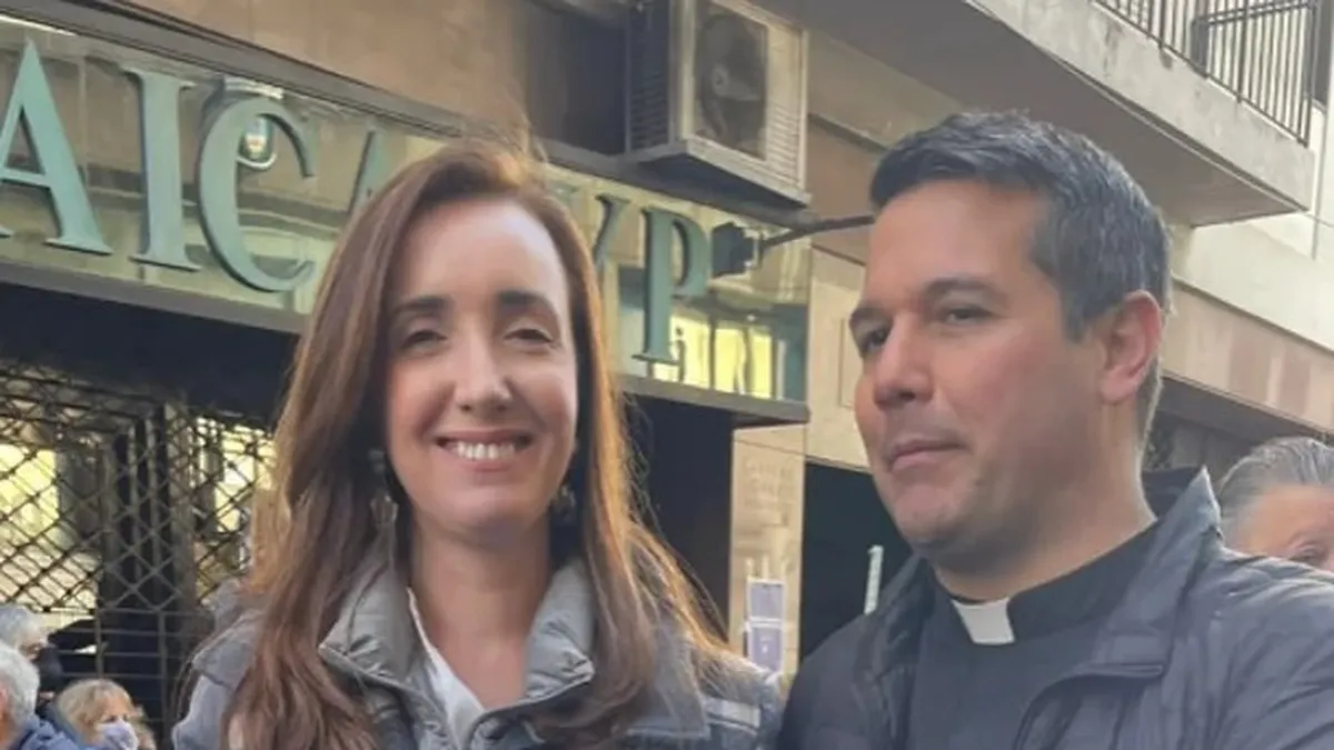 Echaron al cura Olivera Ravasi, organizador de la reunión entre ...