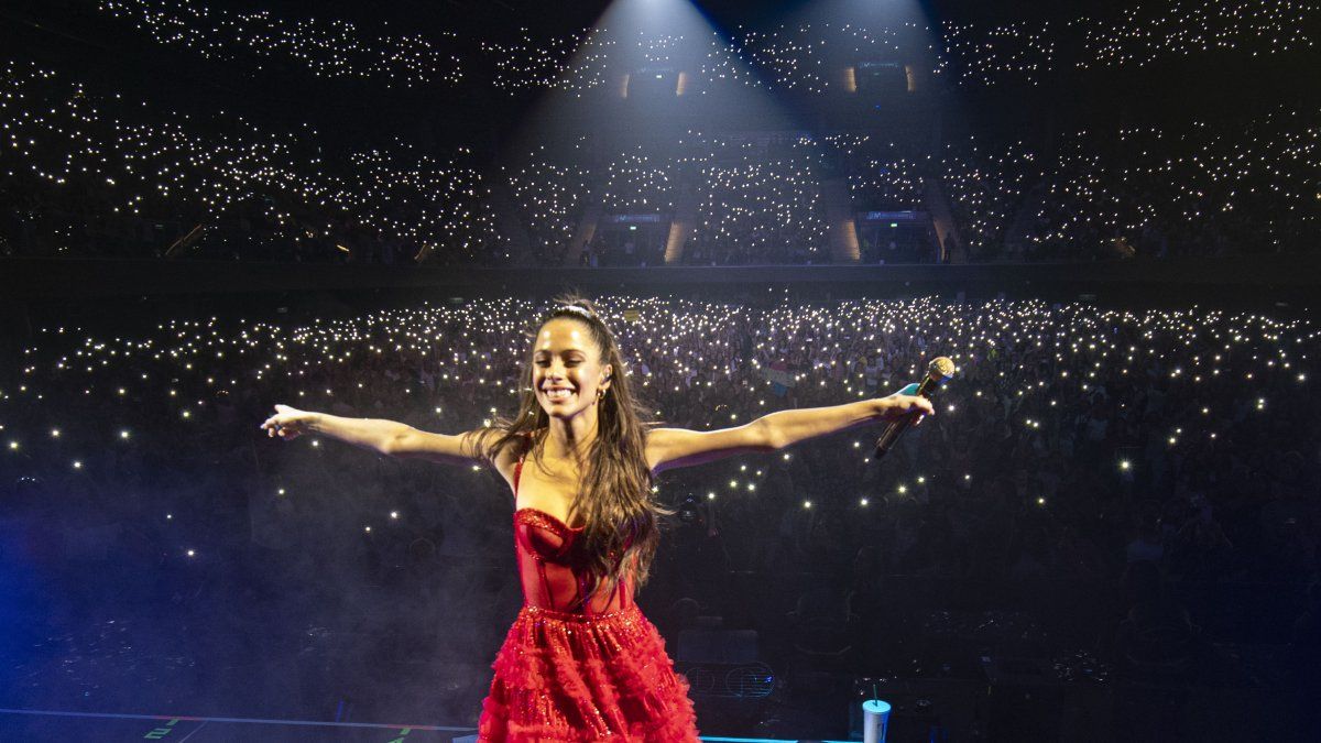 De Tini Stoessel a Ciro: El show empieza en el aeropuerto