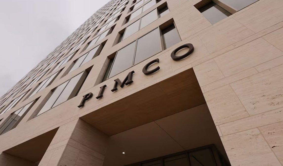 Pimco pide que Milei elimine las bandas y advirtió: No invertiremos con ...