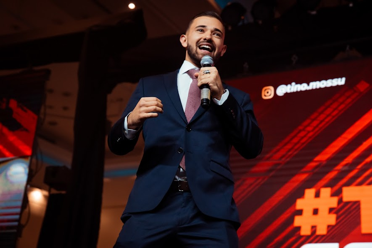 Quién es Tino Mossu, el joven del conurbano que hoy es líder en ...