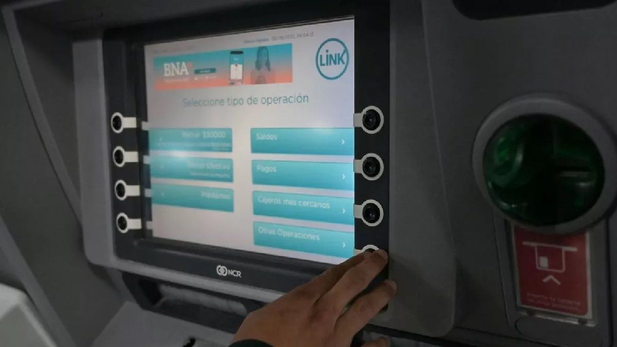 Cajeros automáticos: Nuevo requisito para extraer efectivo