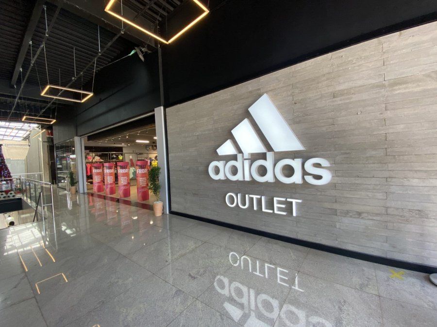 El outlet con zapatillas desde $29.000 que todos se mueren por conocer