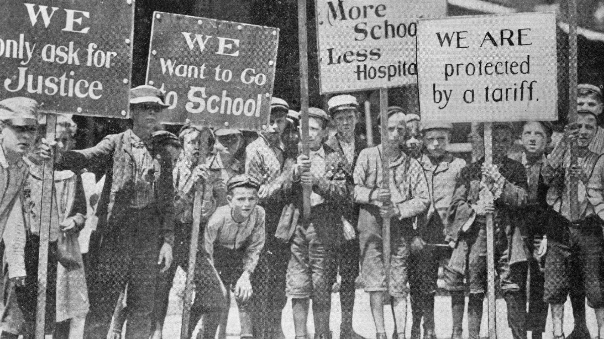 Niños obreros e infancias robadas: El lado más cruel de la Revolución ...