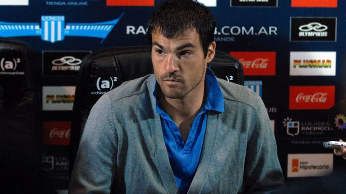 Saja salió a apoyar a Mostaza: Si quieren lo digo: banco al DT