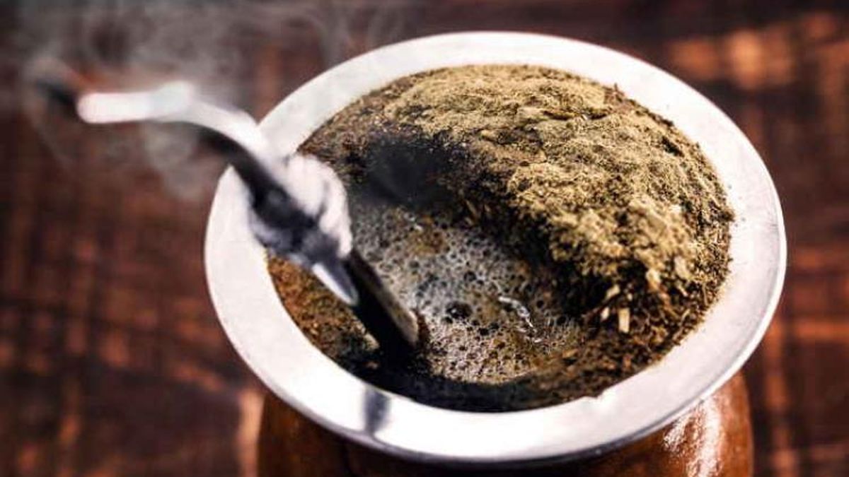 Una ciudad vuelve a la fase 1 de la cuarentena por un mate compartido