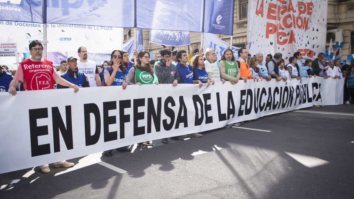 Javier Milei y la pulseada con los gremios docentes