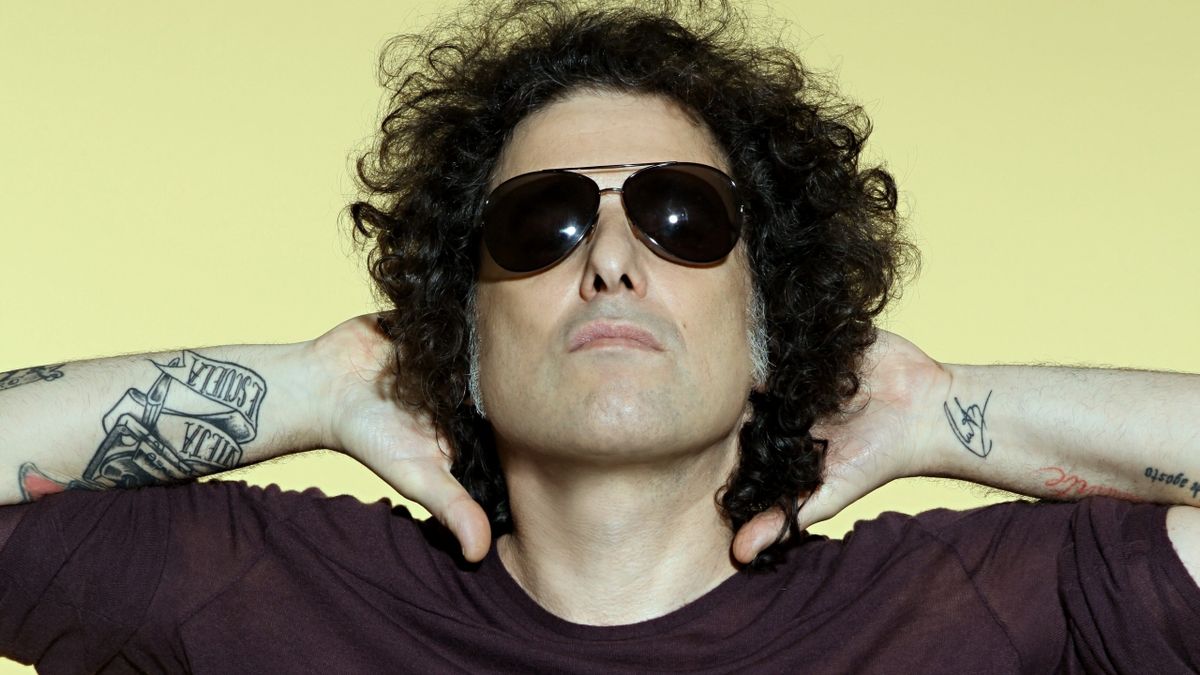 Andrés Calamaro cumple 63 años: El Salmón que nunca dejó de nadar