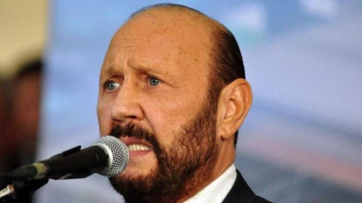 En el ojo de la tormenta, Insfrán rompió el silencio
