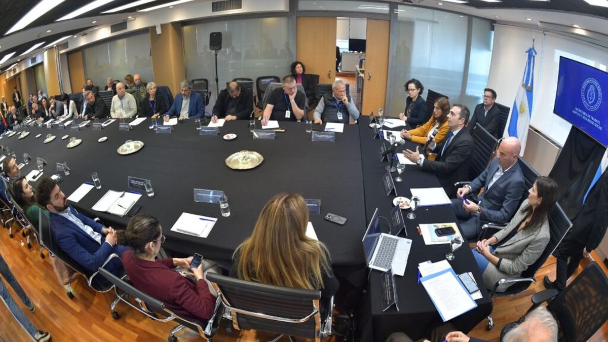 Reforma laboral: Julio Cordero y la mesa tripartita por la penalización ...