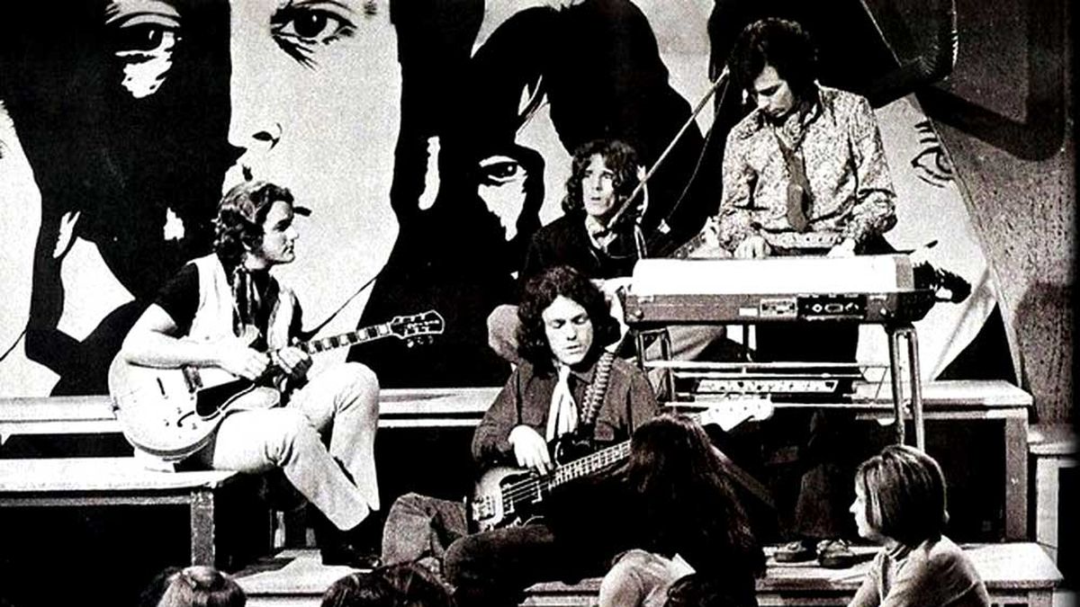 48 años de Almendra I