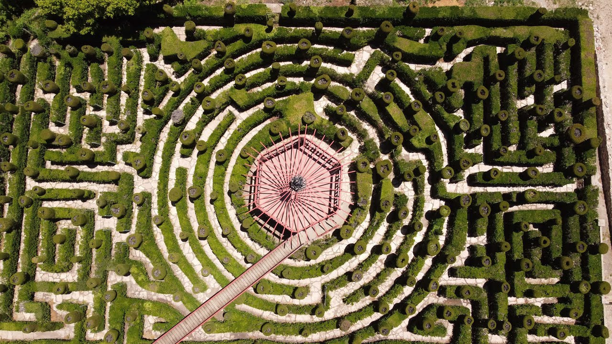 El precioso pueblo de Córdoba que enamora con un laberinto entre las ...
