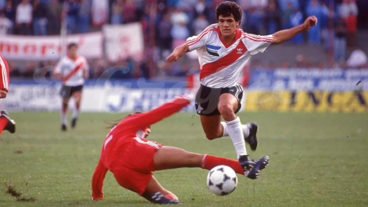 El día que el Burrito Ortega no quiso dejar la cancha y terminó ganando