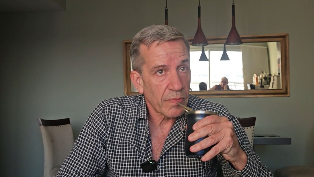 Teniente General Juan Martìn Paleo: Petri encarna un relato payasesco