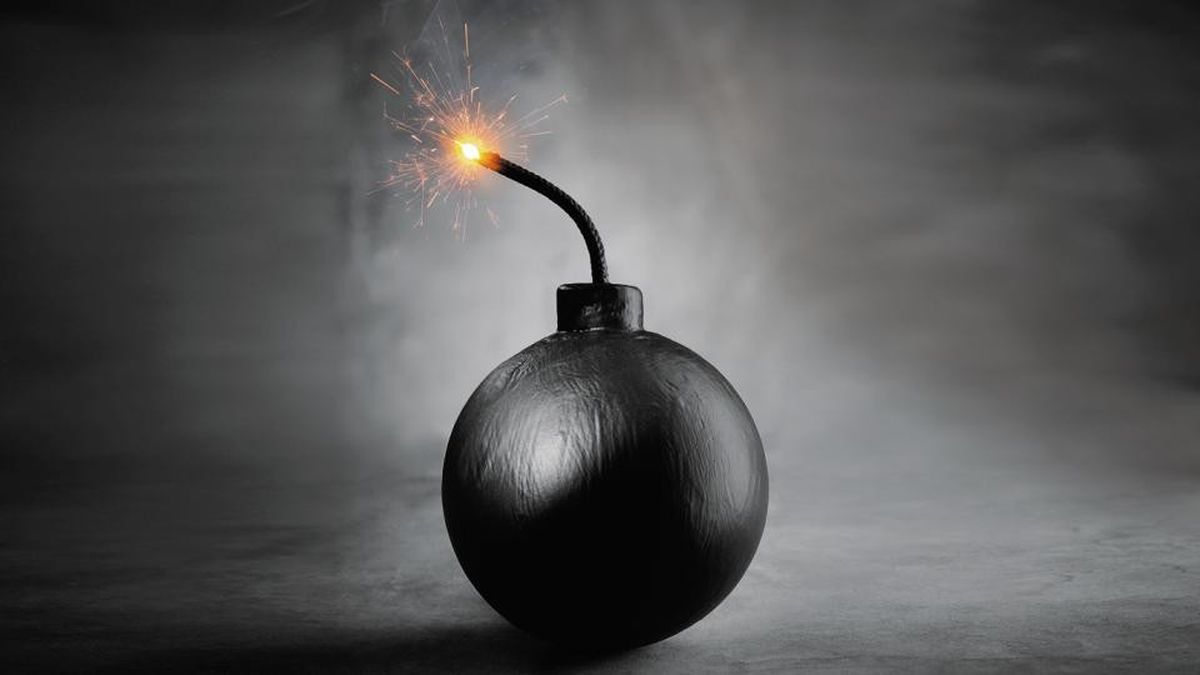 ¿Explota la bomba? Martín Guzmán y Miguel Pesce, con casco