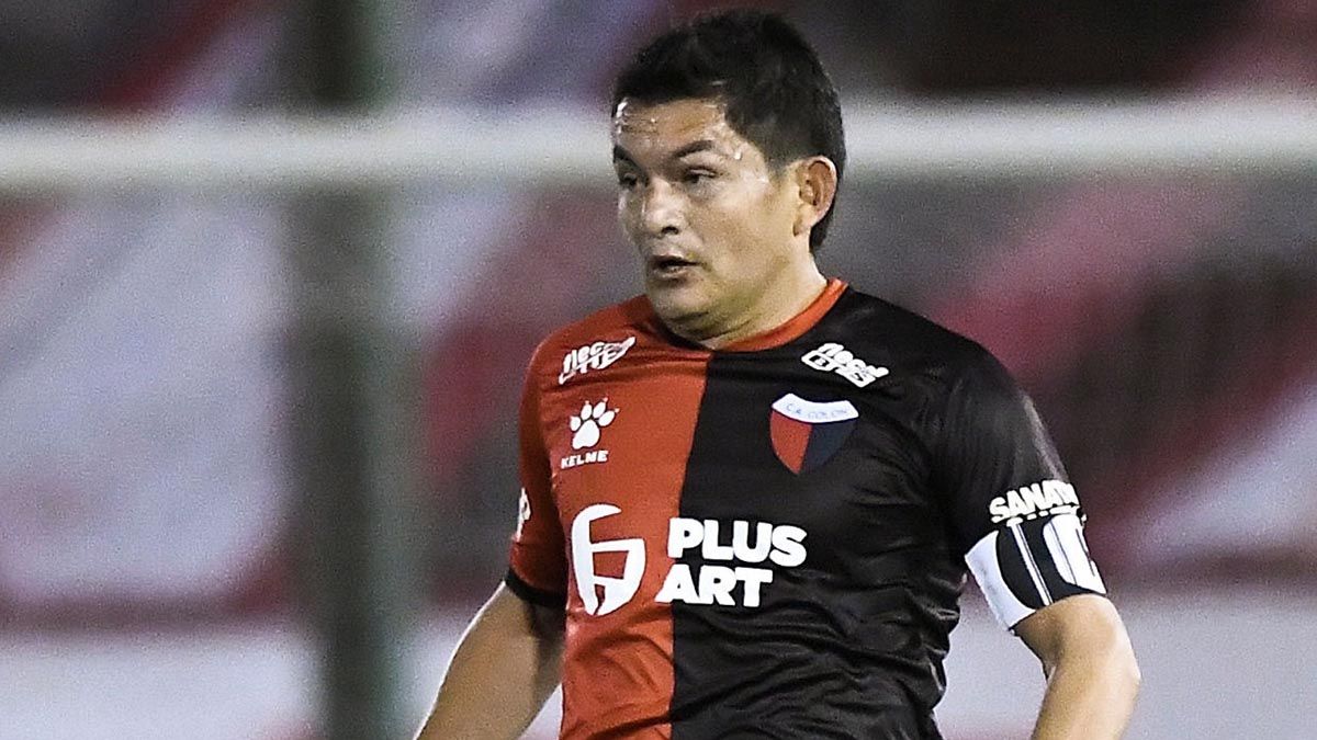 La Pulga Rodríguez dejó Colón y Vignatti le reclamó dinero