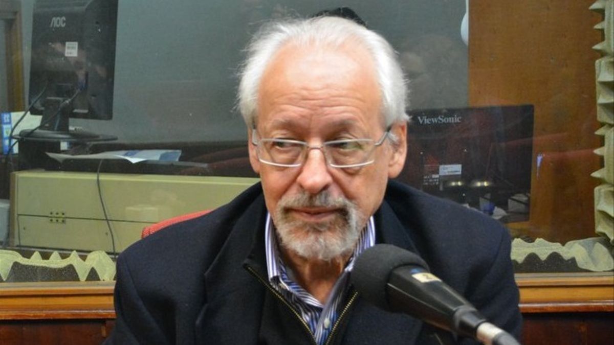 Jugando a FFAA, a Horacio Verbitsky se le escapó la tortuga