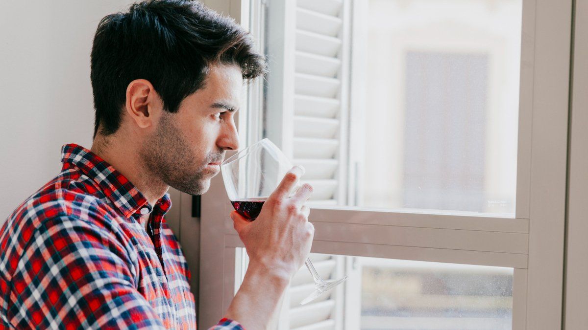 Científicos pusieron a prueba este consejo para tomar menos alcohol