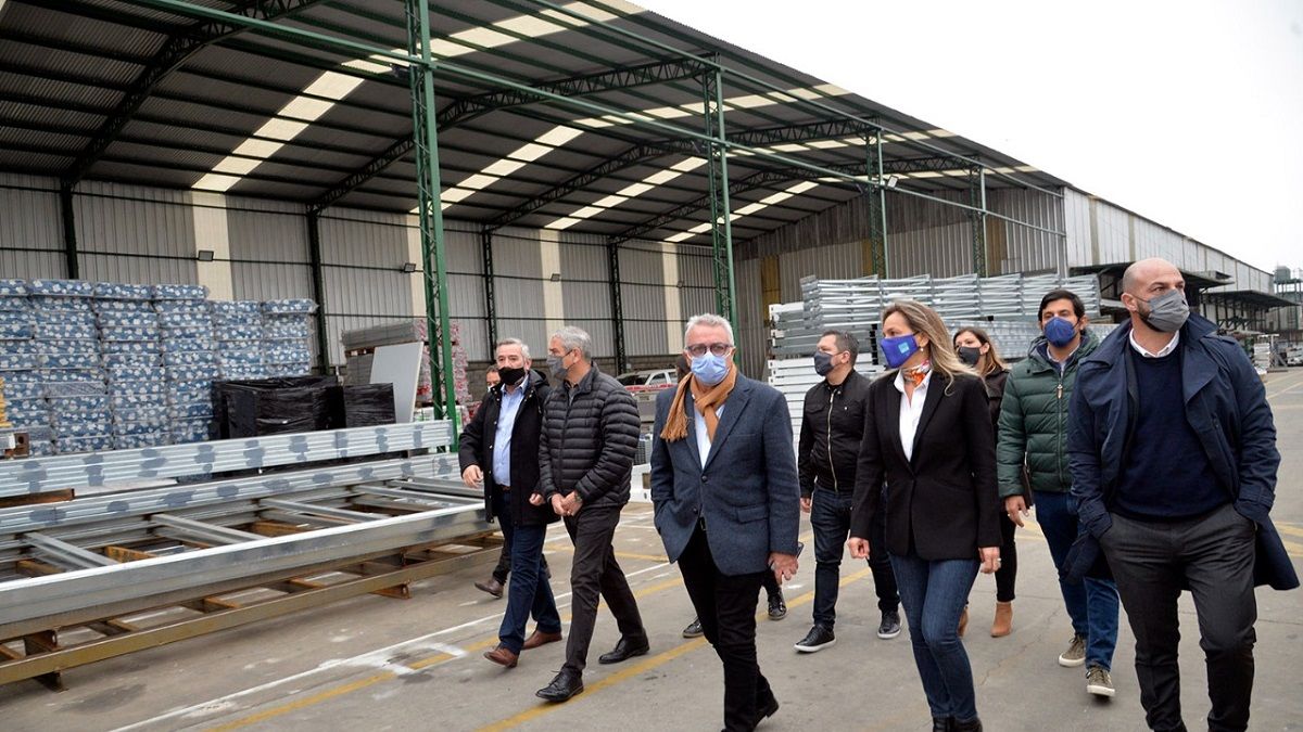 Las obras de AySA llegan a más barrios del GBA
