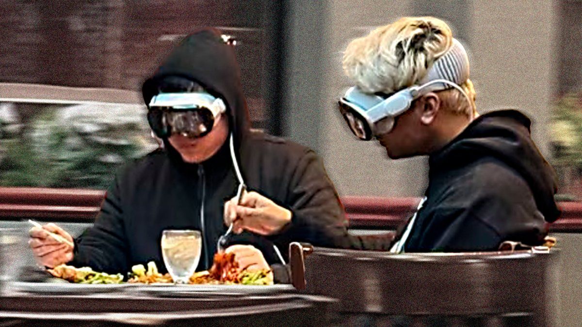 Apple Vision Pro: Black Mirror real copa las redes sociales