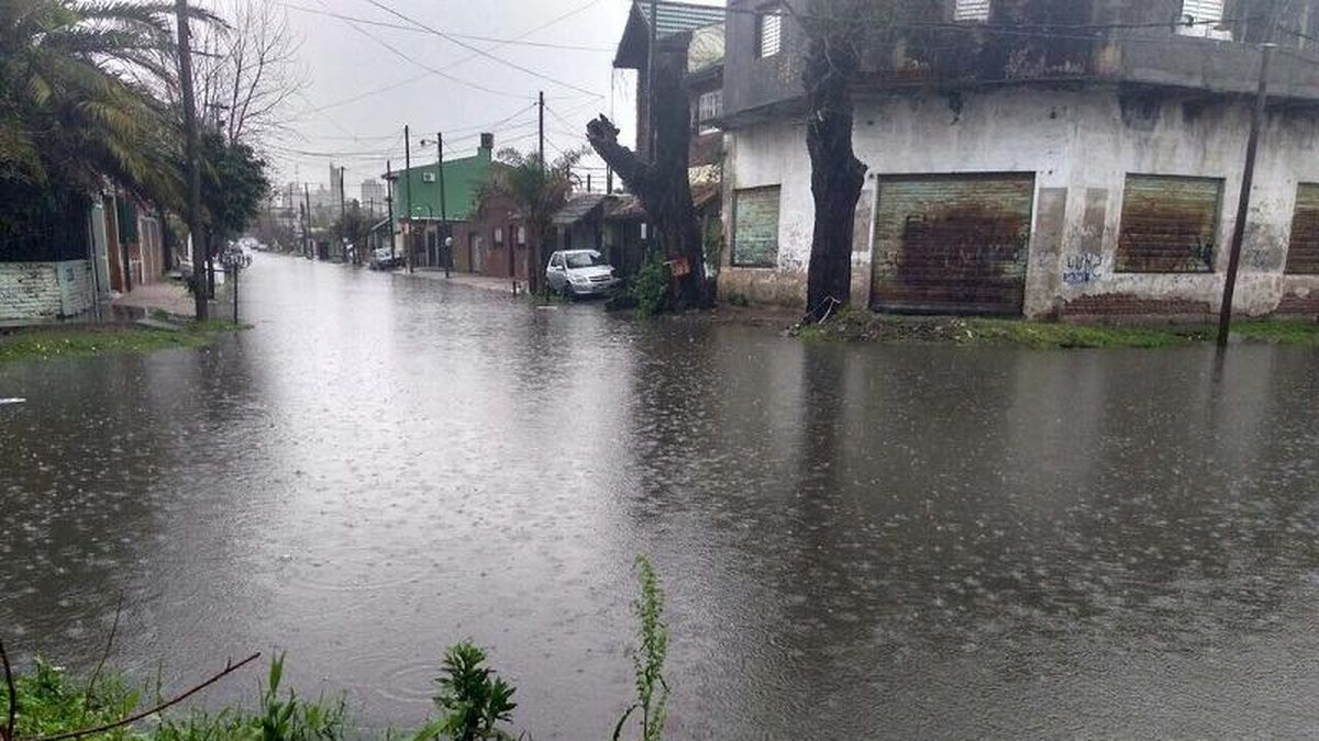 Alerta por inundaciones en Tigre y Quilmes