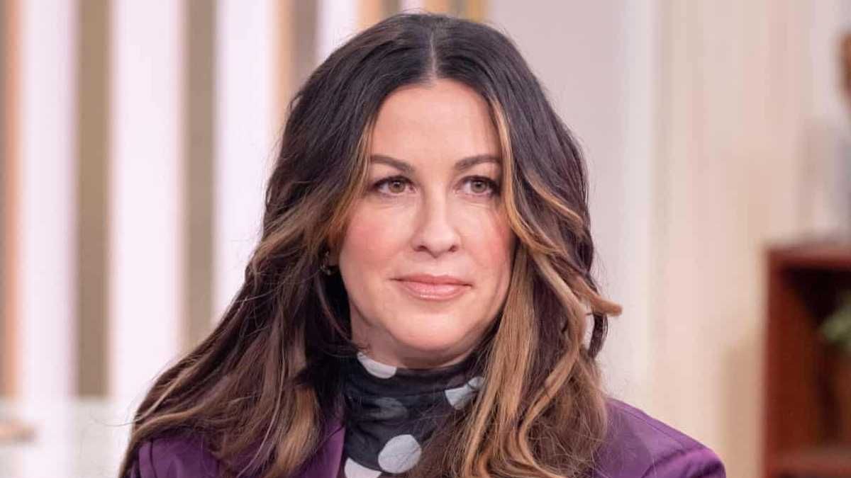 Alanis Morissette revela que sufrió abuso sexual a los 15