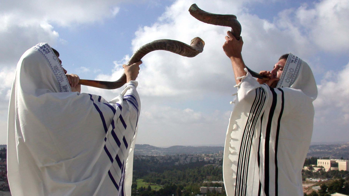 Hoy empieza Rosh Hashaná, el Año Nuevo Judío: ¿Qué significa y cómo se ...
